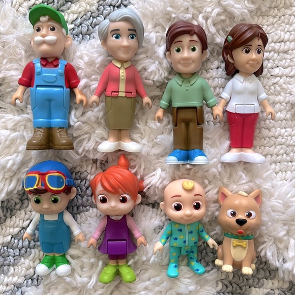 CoComelon | Toys | Cocomelon Complete Family Figurines Set Like New 8 ...
